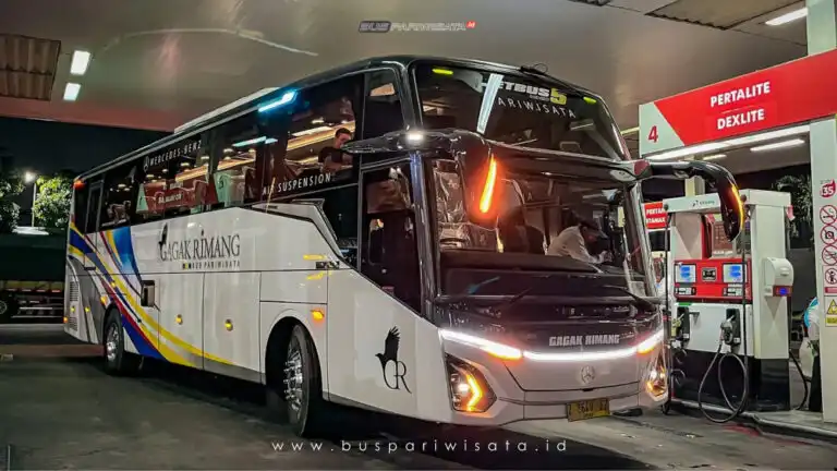 Informasi Foto dan Kontak Bus Pariwisata Gagak Rimang
